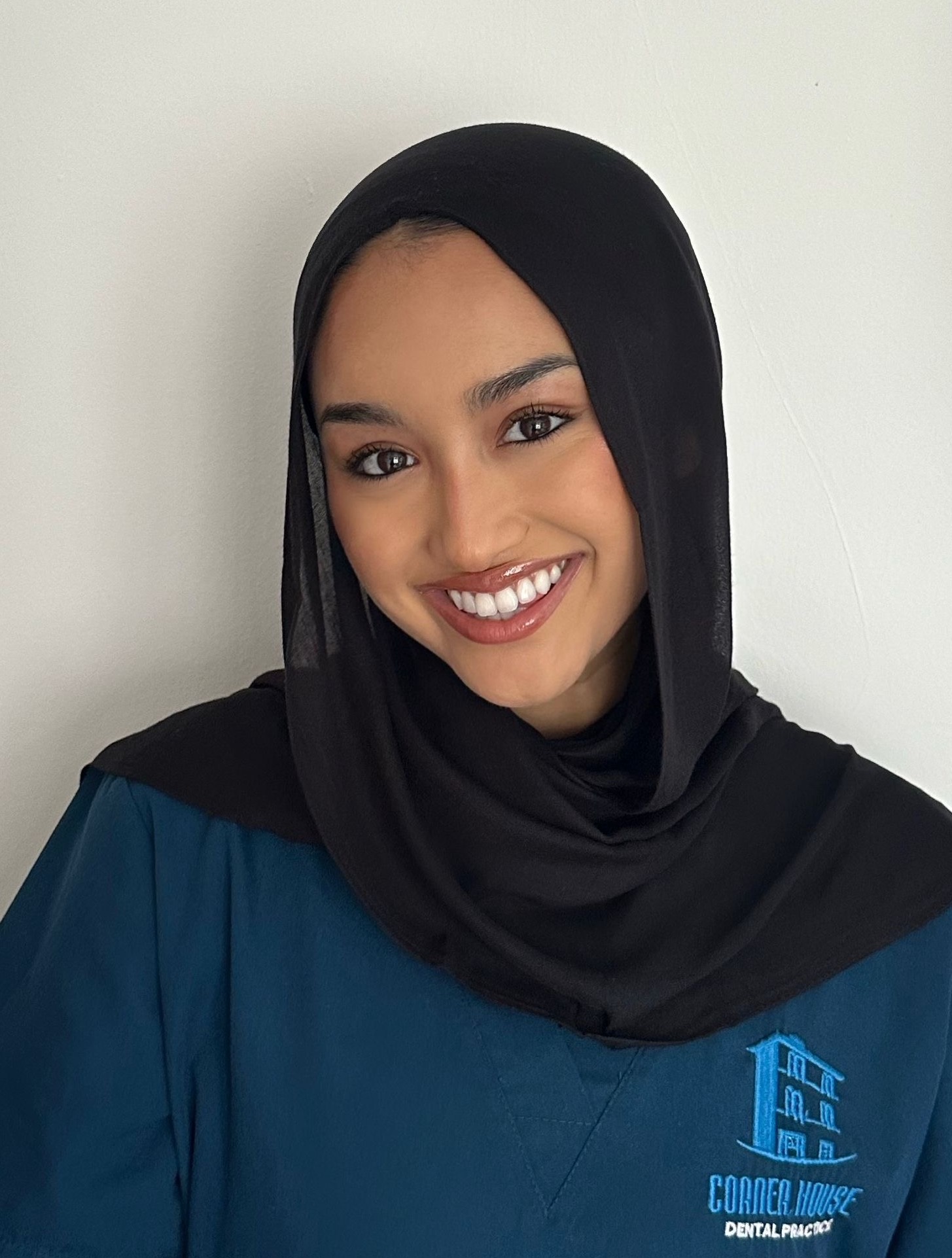 Naeema Miah - The Corner House Dental Practice | Dentist in Causeway, Horsham